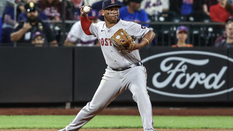 Red Sox double down on superstar third baseman Rafael Devers' position