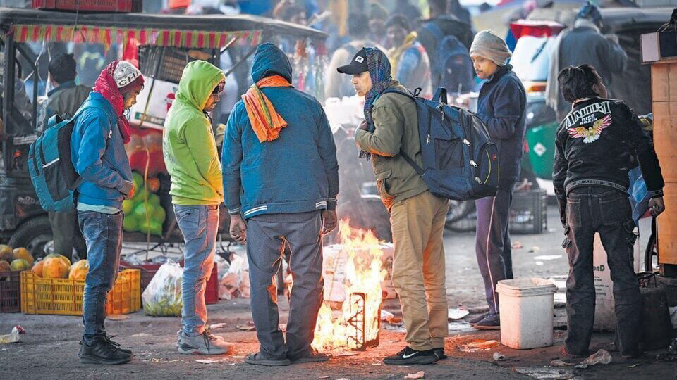 Chilly weekend ahead! Delhi to face cold wave conditions, IMD warns ... Chilly weekend ahead! Delhi to face cold wave conditions, IMD warns ...