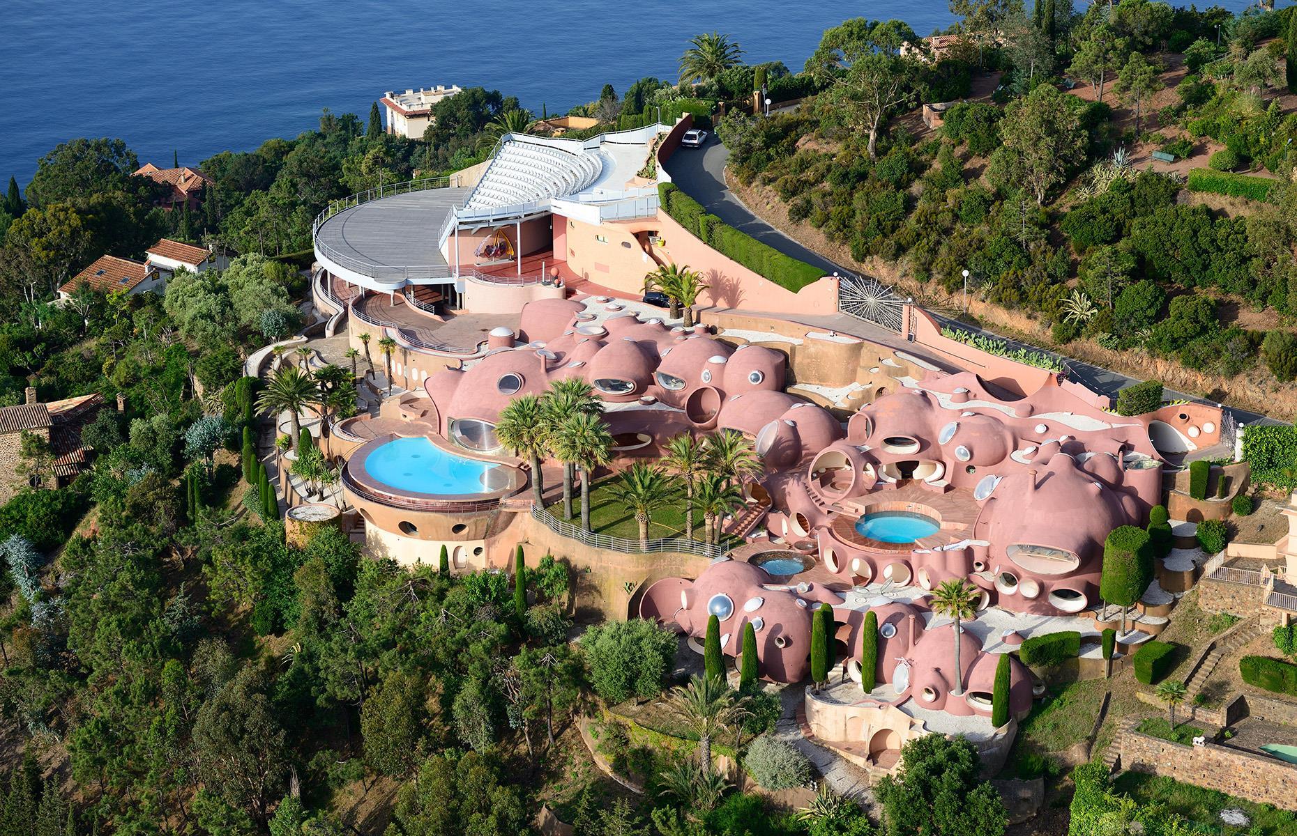 31 iconic homes known for their architecture