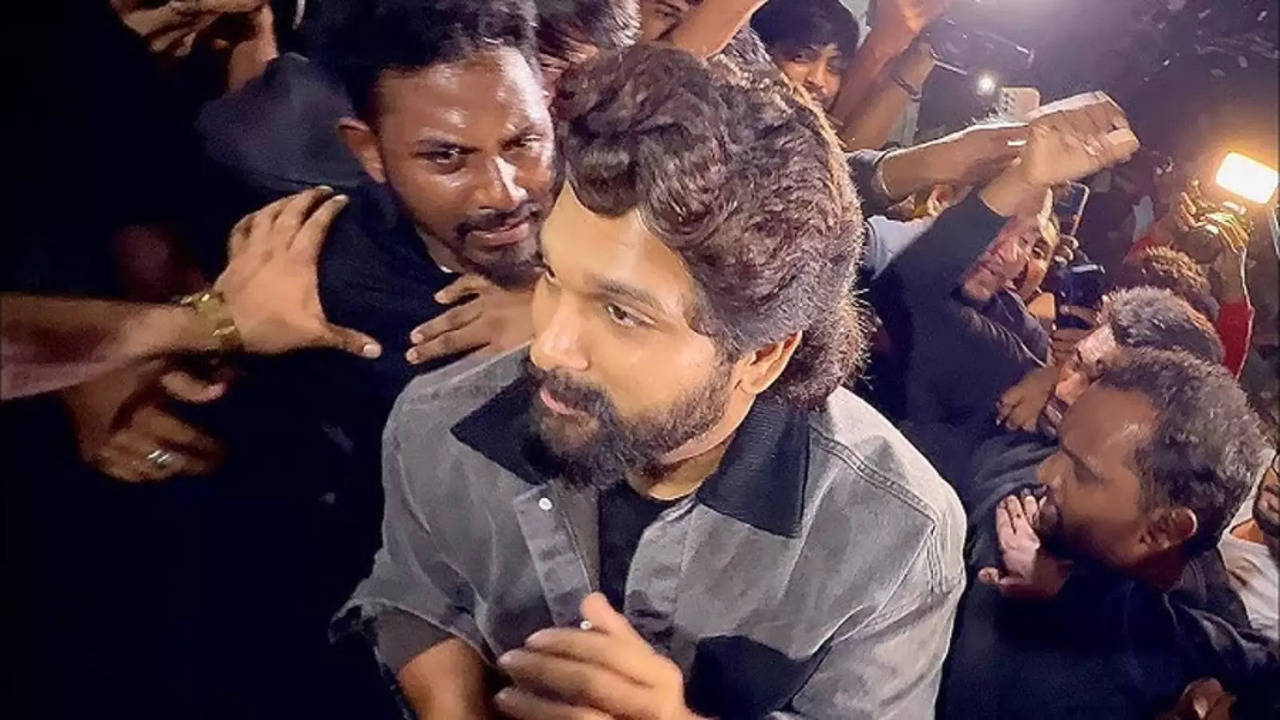 Allu Arjun Arrest: Nampally Court Gives 14 Days Remand To Pushpa 2 Actor Allu Arjun Arrest: Nampally Court Gives 14 Days Remand To Pushpa 2 Actor