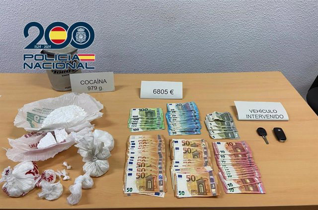Sucesos.- Detenidas cuatro personas de una misma familia acusadas de ... Sucesos.- Detenidas cuatro personas de una misma familia acusadas de ...