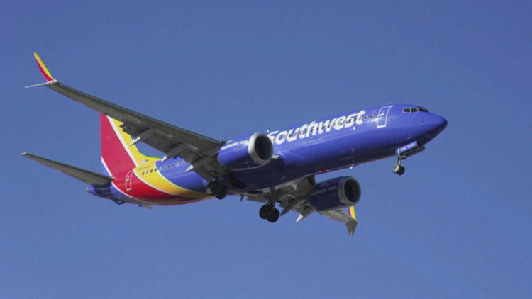 Southwest Airlines offering nonstop flights from Louisville to Nashville Southwest Airlines offering nonstop flights from Louisville to Nashville