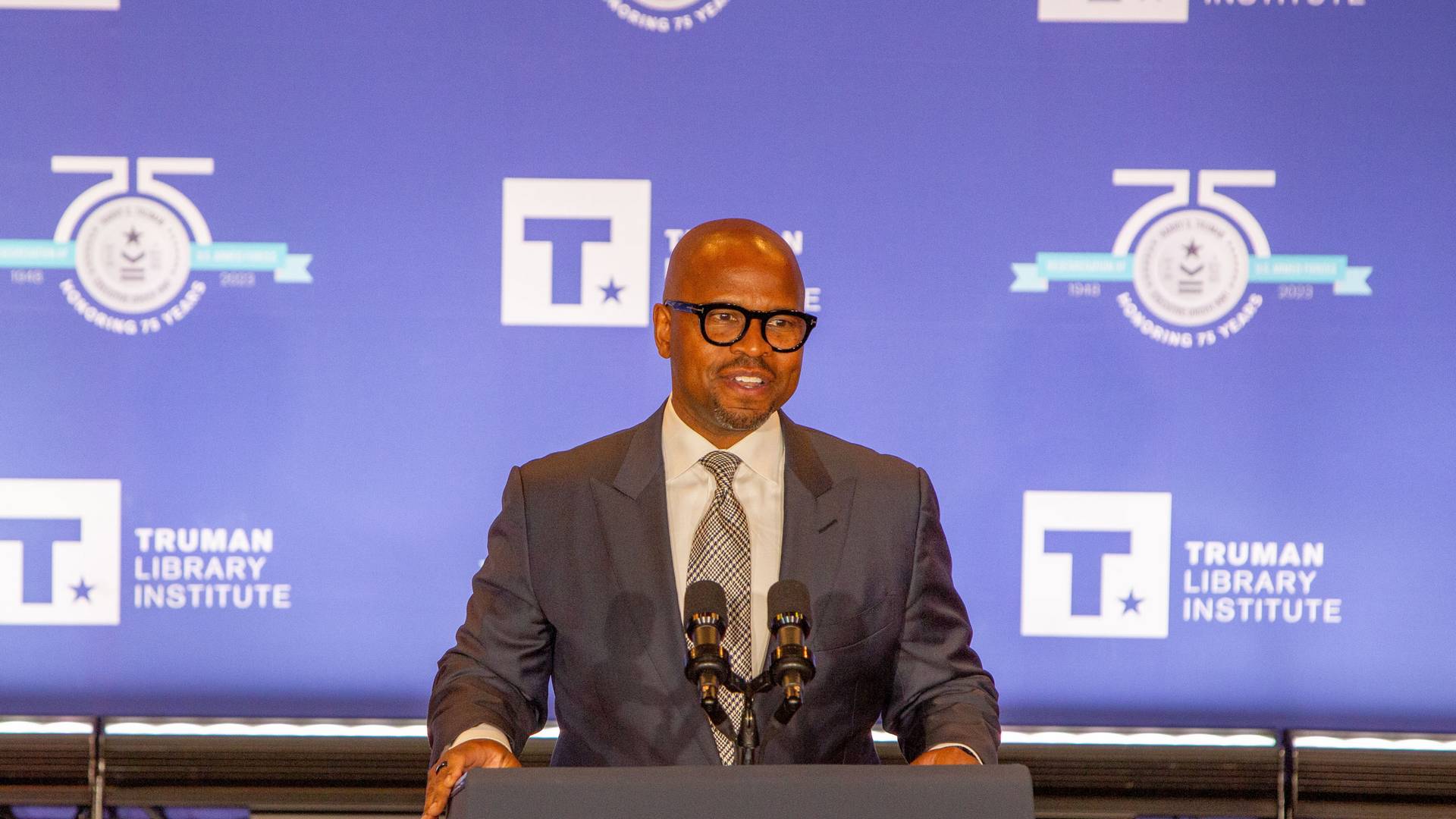 Will Boeing Sell Off Its Space Operations?