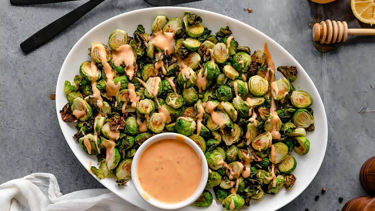 22 Recipes With Brussels Sprouts That Turn “Yuck” into “Yum”