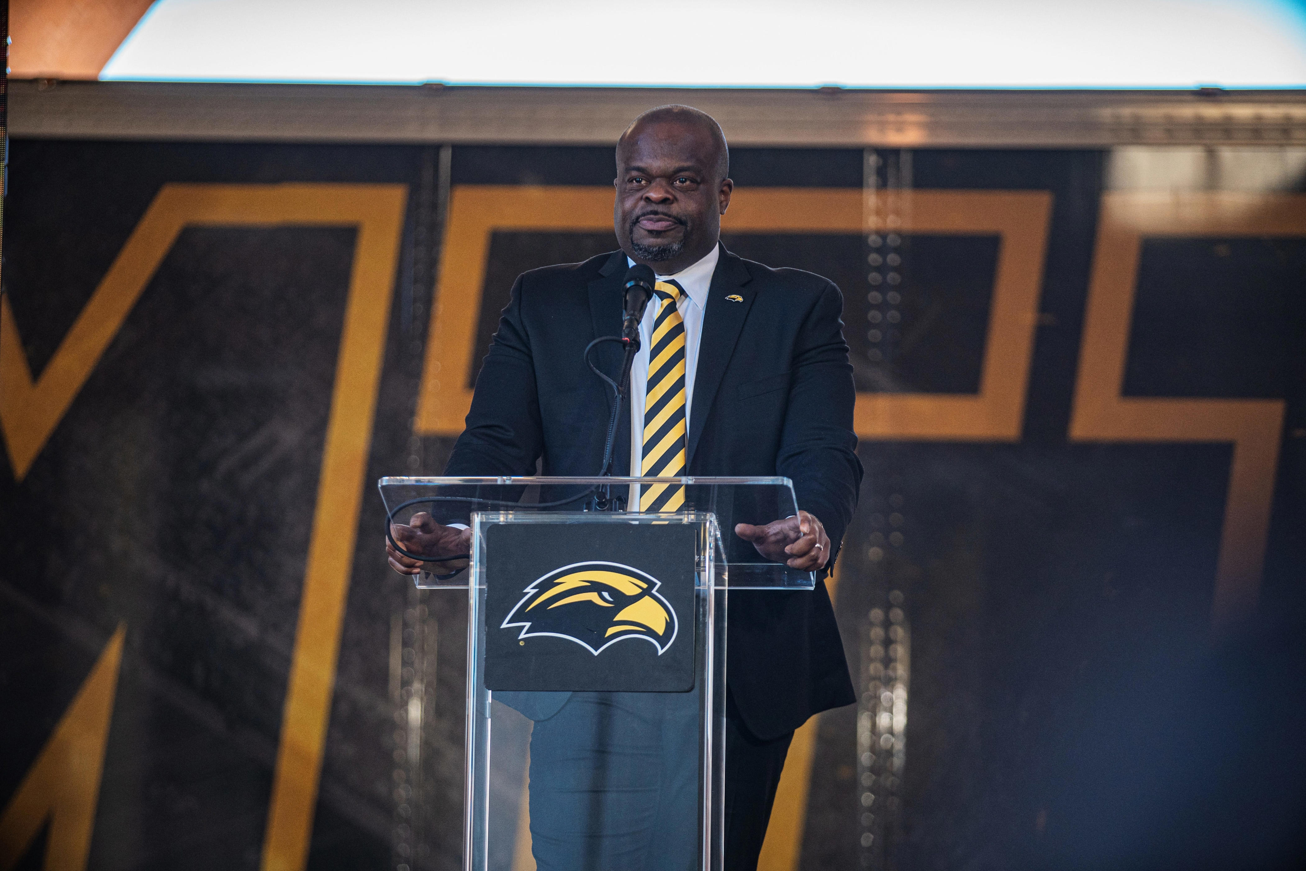 Southern Miss football transfer portal tracker: Updates on who's in ...