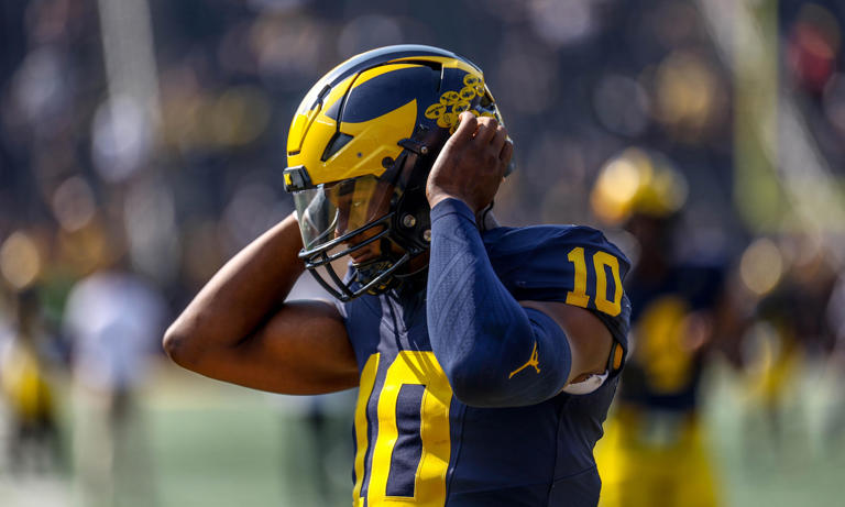Michigan quarterback Alex Orji enters the transfer portal