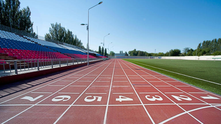 The Best Ways to Find a Running Track Near You (and a Beginner’s ...