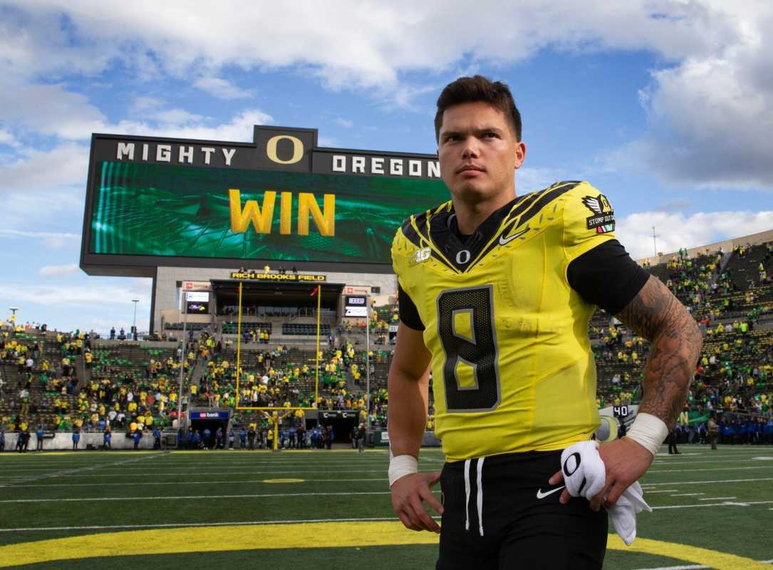 Oregon Lands 4 Signal-Callers on Top-90 College Quarterbacks in 2000s List