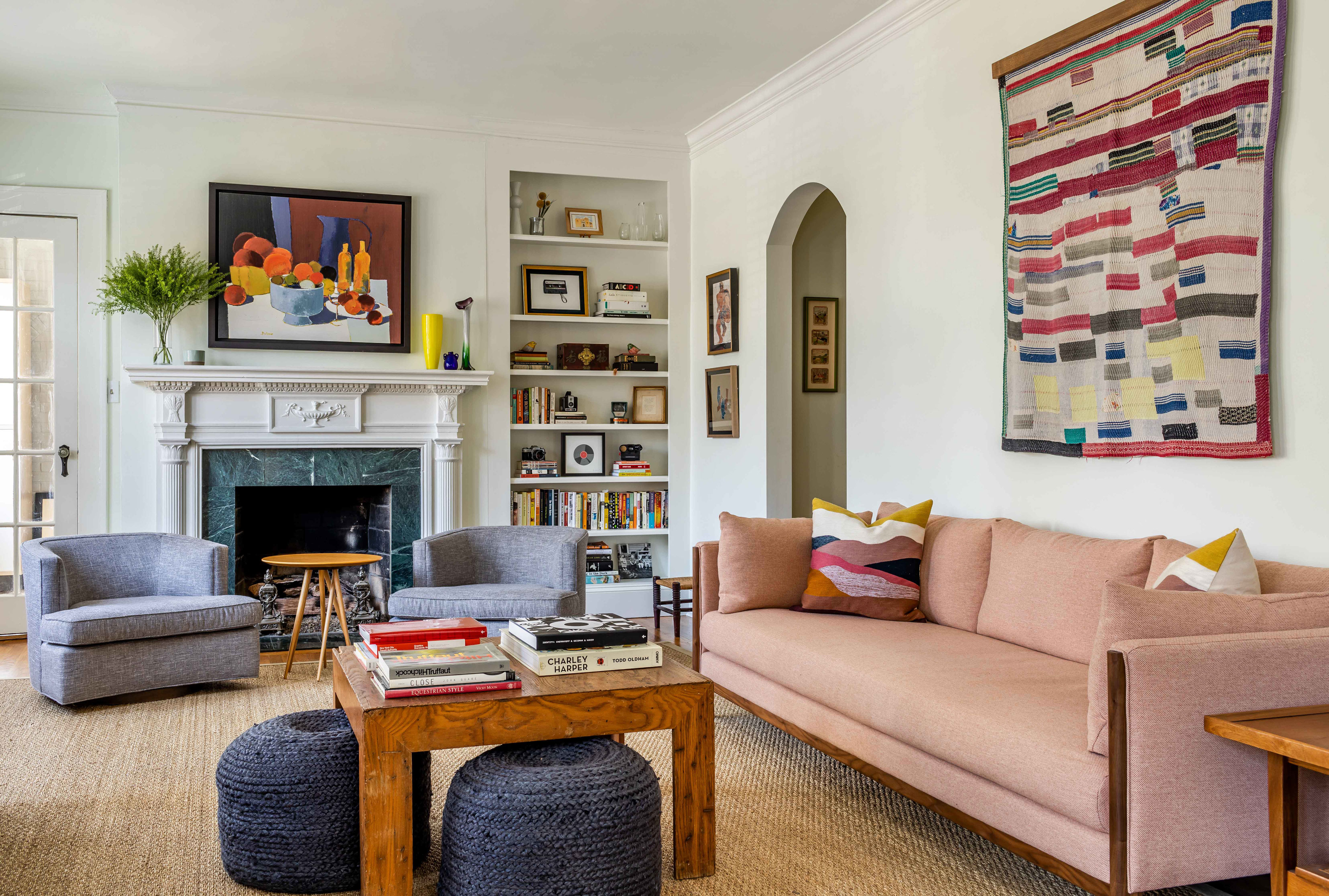 45 Refined Living Room Ideas to Dress Up Your Gathering Space