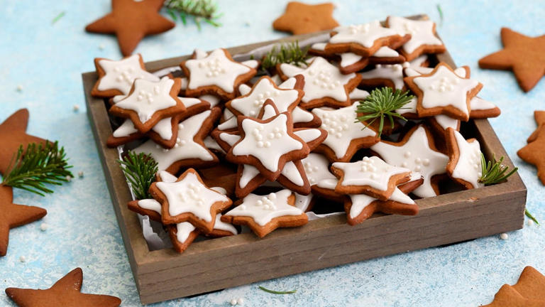 Gingerbread Star Cookies
