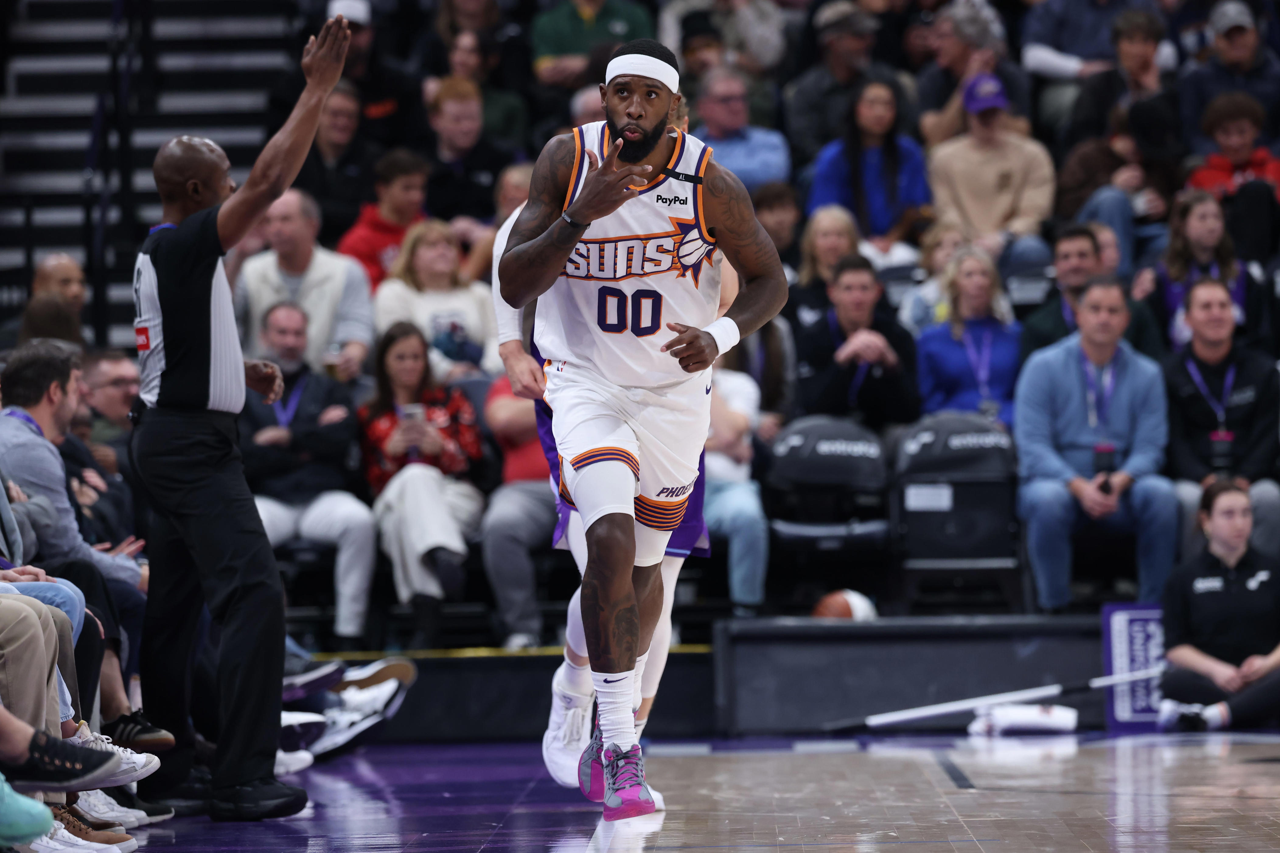 Phoenix Suns' Royce O'Neale out with ankle sprain, will be re-evaluated ...