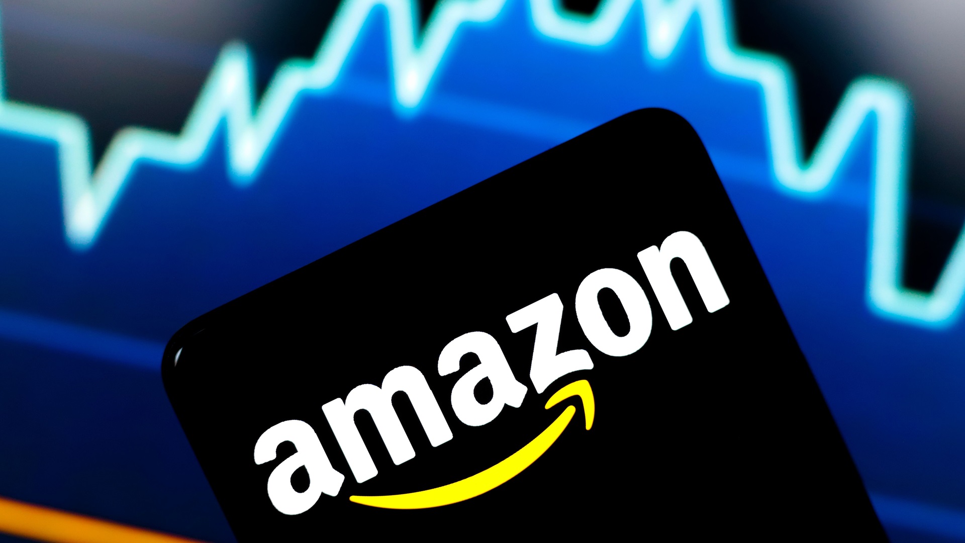 Amazon Stock vs. Amazon Prime: What’s the Better Investment?