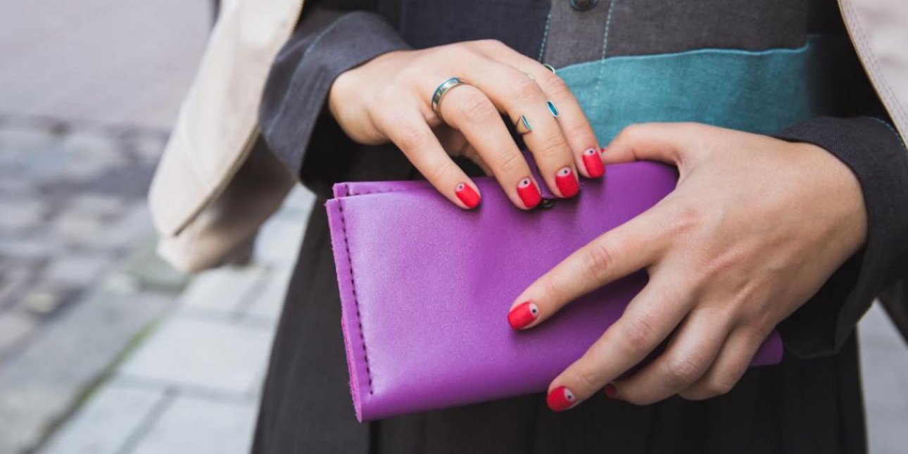 Μην κρύβετε μετρητά στο σπίτι! Ποιοι είναι οι κίνδυνοι και τι να κάνετε ...