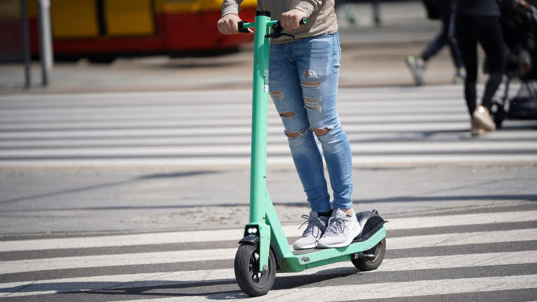 Elle a fendu l'air avec peu d'effort : c'était la Ford Probe V