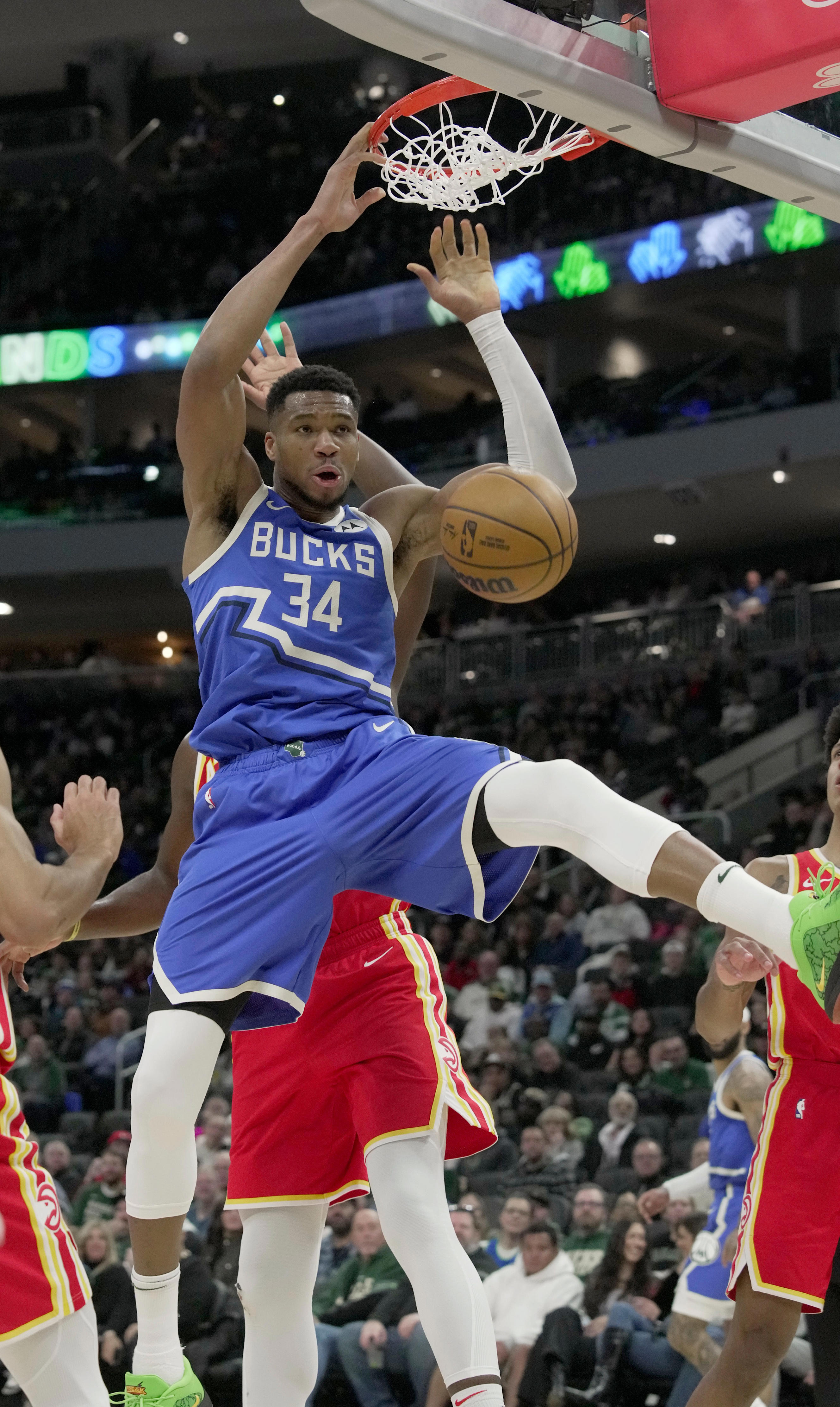 Bobby Portis starts campaign to get AJ Green into three-point contest