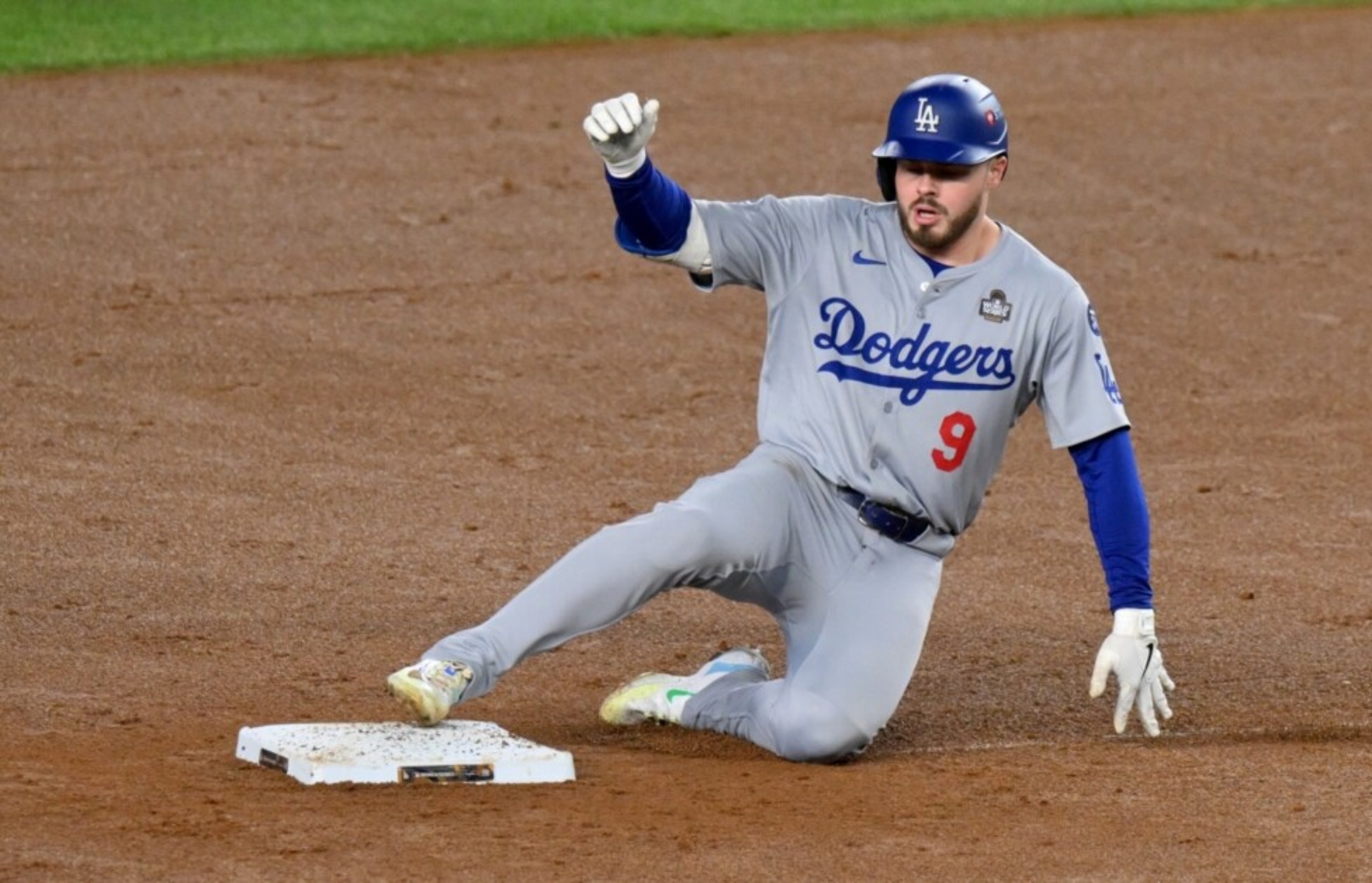 Gavin Lux Traded To Cincinnati Reds