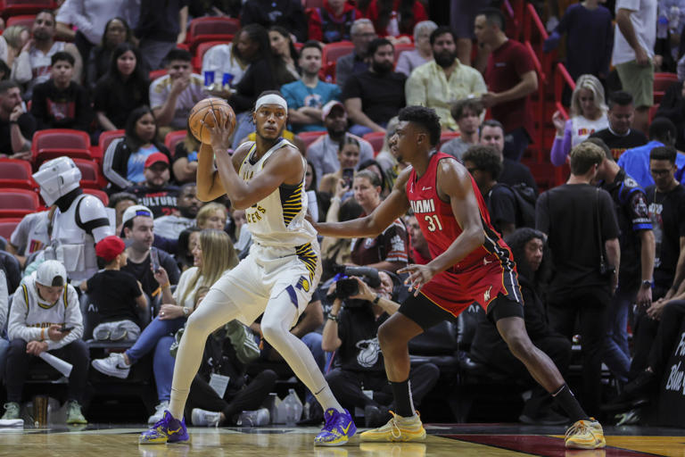 Grade the Trade: Pacers Get Thomas Bryant Grade the Trade: Pacers Get Thomas Bryant