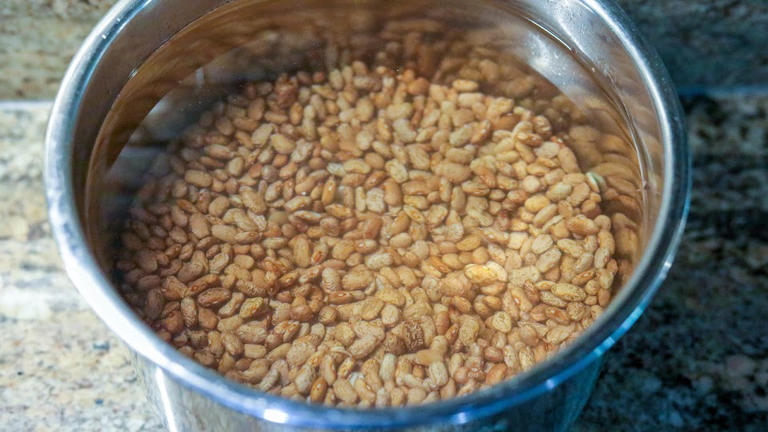 After These Pinto Beans Cook In The Pressure Cooker, They're Super ...