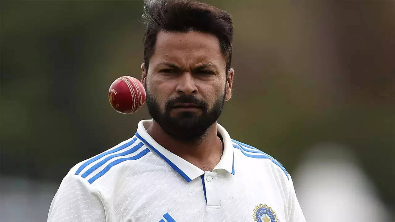 IND vs AUS: India release travelling reserves Yash Dayal, Mukesh Kumar ... IND vs AUS: India release travelling reserves Yash Dayal, Mukesh Kumar ...