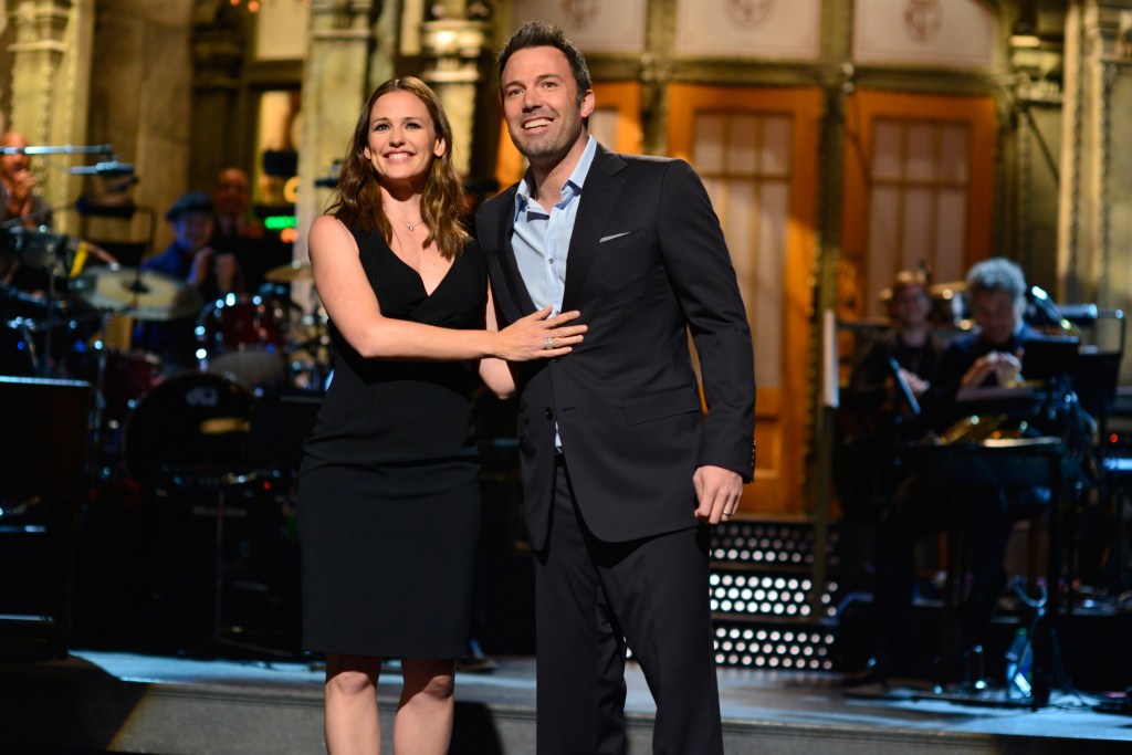 Ben Affleck, Jennifer Garner & Jennifer Lopez Are Seemingly Co ...