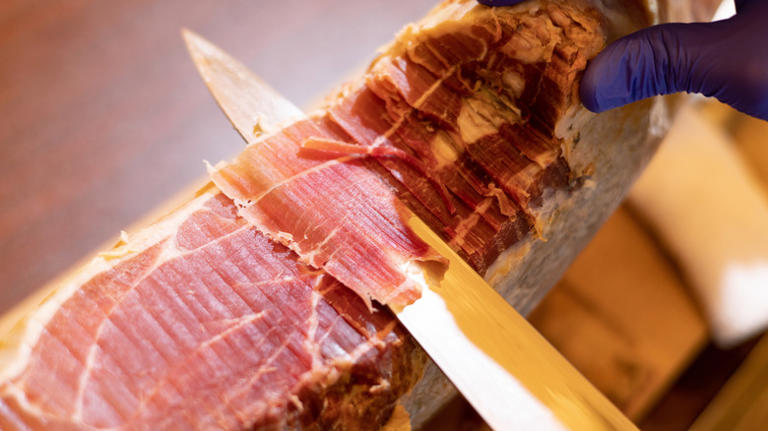 What Is The Actual Difference Between Cured And Uncured Ham?