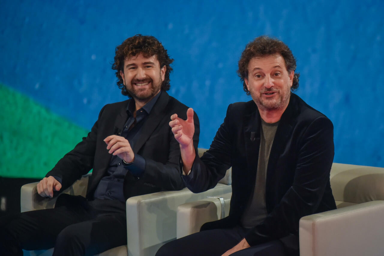 Alessandro Siani a Domenica In, chi è l'attore napoletano? La ...