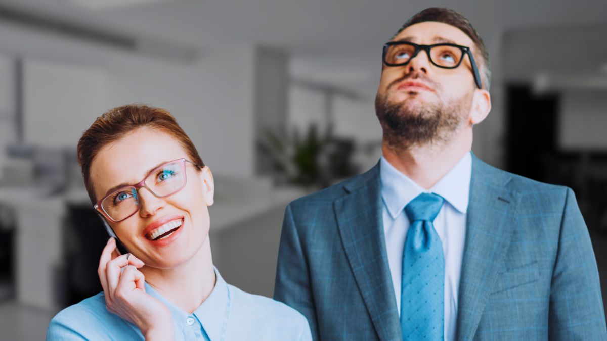 22 Red Flags That Reveal You're Working With a Rude and Selfish Person