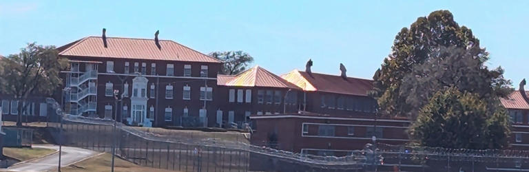 Taft has two prisons, but residents say what they need is regular ...