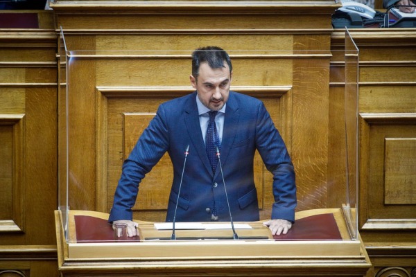 Χαρίτσης: Ο επόμενος πολυετής προϋπολογισμός είναι με μια φράση "τανκς ...