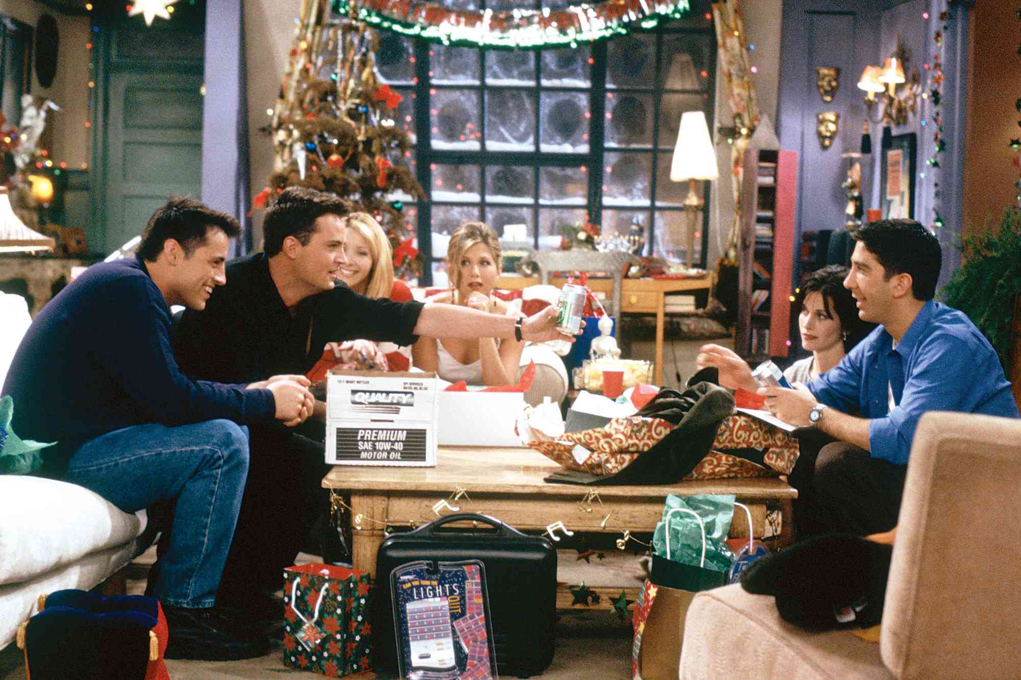 Could We Be More Excited?! Here Are All 8 “Friends” Christmas Episodes ...