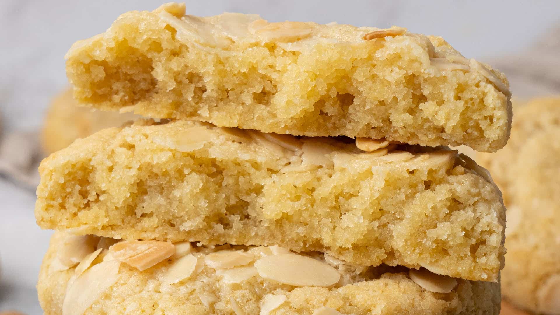 27 Best Cookies to Bake If You're Craving a Holiday Treat