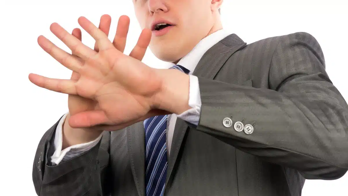 16 Things Your Co-Workers Are Silently Judging You For