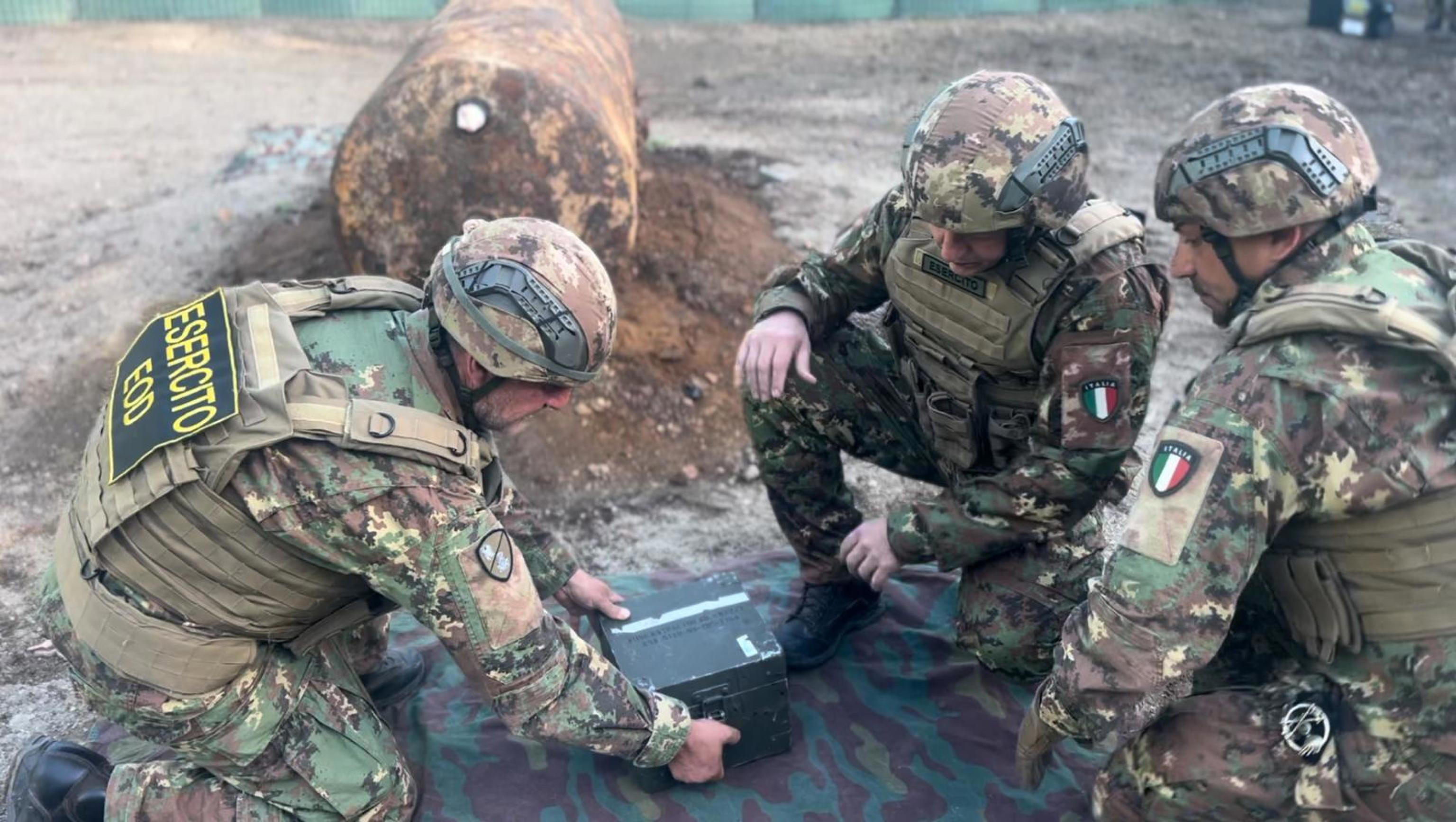 Rimossa bomba della seconda guerra mondiale a Vicenza Rimossa bomba della seconda guerra mondiale a Vicenza