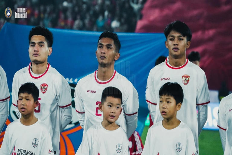 Hasil Vietnam vs Indonesia: 0 Tembakan, Garuda Imbang di Babak Pertama Hasil Vietnam vs Indonesia: 0 Tembakan, Garuda Imbang di Babak Pertama