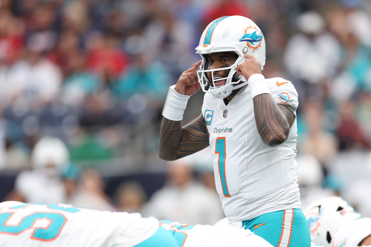 Miami Dolphins Fire Two Coaches After Missing Playoffs