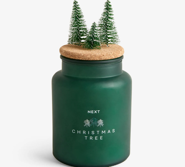 These are the 10 best pine-scented candles that smell exactly like a ...