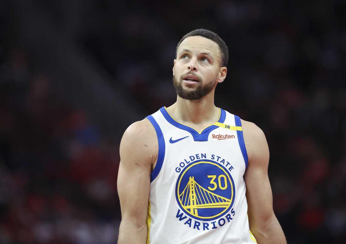 Warriors Star Steph Curry Makes Personal Move Before NBA Season