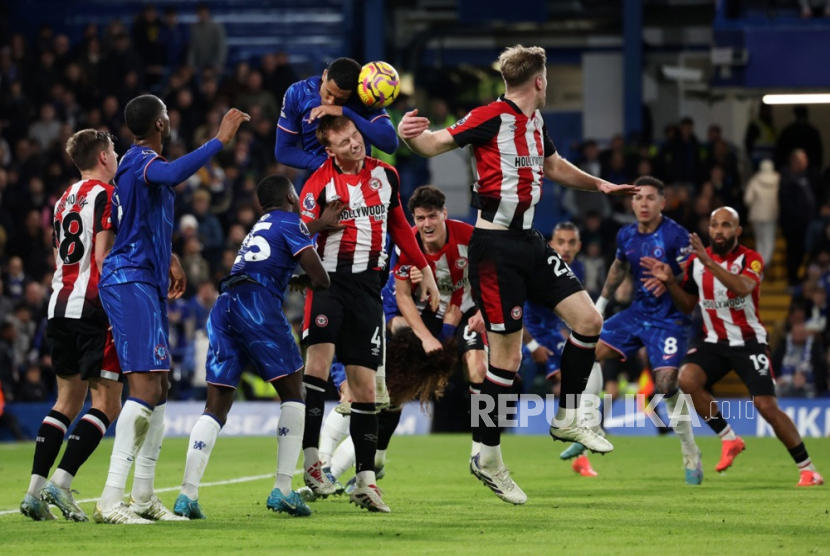 Hasil dan Klasemen Liga Inggris: MU Menangi Derby Manchester, Chelsea ... Hasil dan Klasemen Liga Inggris: MU Menangi Derby Manchester, Chelsea ...
