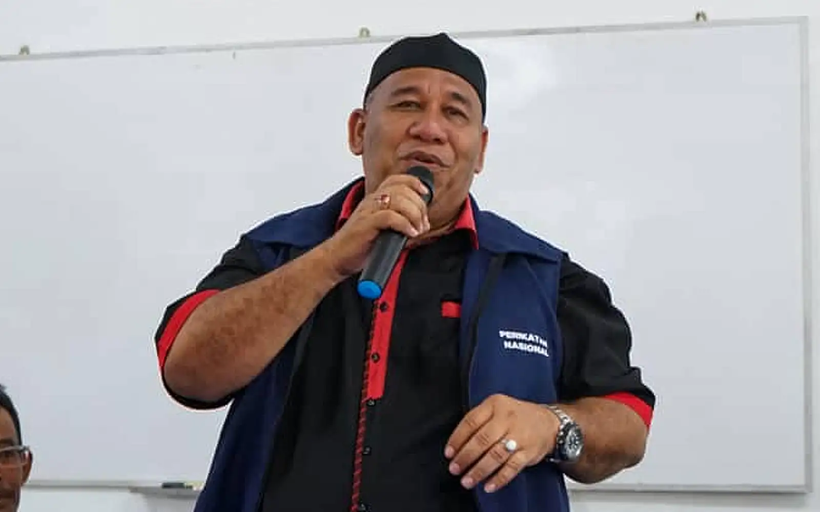 Penang opposition rep defends proposal for 30% salary raise