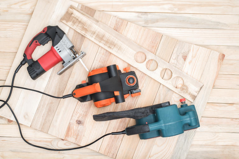 15 Things You Should Never Plug Into a Power Strip