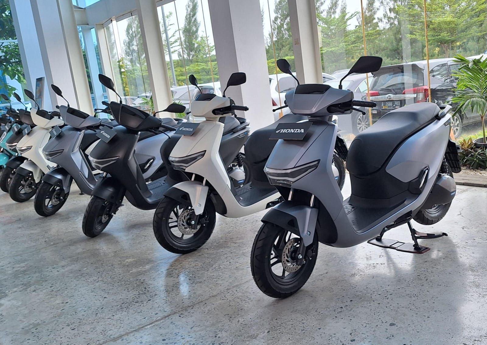 Dag Dig Dug Subsidi Motor Listrik Tahun 2025, Ini Kata Menko Ekonomi