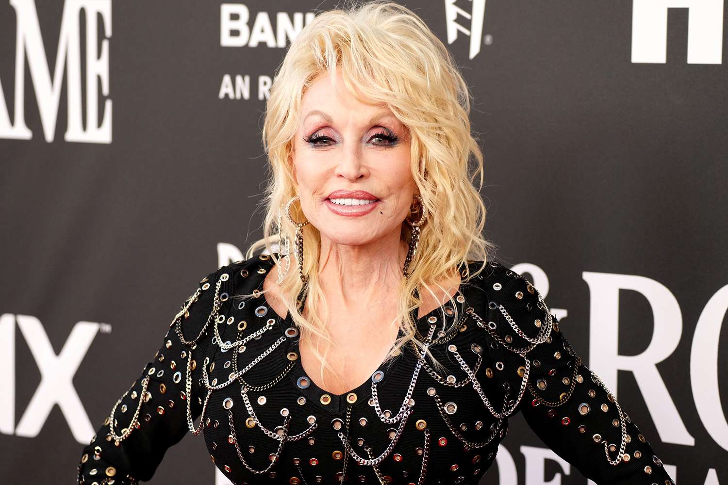 Dolly Parton's“ ”Musical About Her Life Will Premiere in Nashville ...