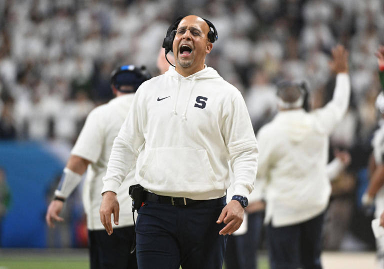 James Franklin Facing Backlash During Boise State-Penn State Game James Franklin Facing Backlash During Boise State-Penn State Game