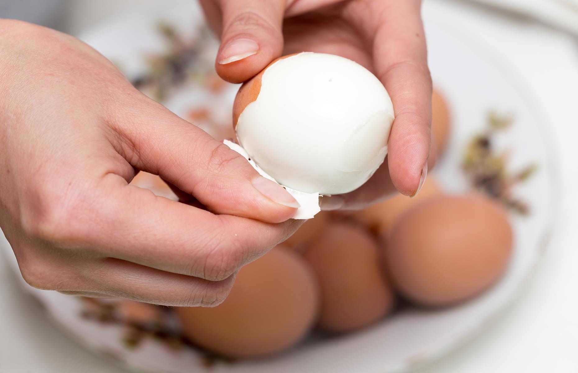 27 cooking hacks that are actually USELESS