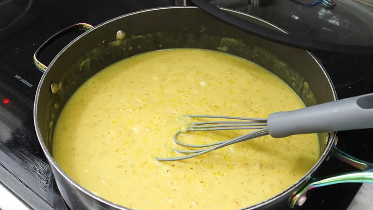 There's A Fusion Of Flavors In This Hawaiian-style Curry - Hawaiian ...