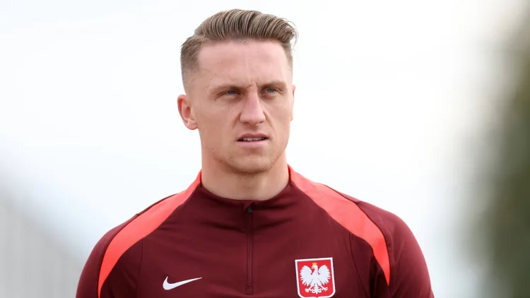 Man Utd Transfer News: Red Devils add new Andre Onana replacement to ...