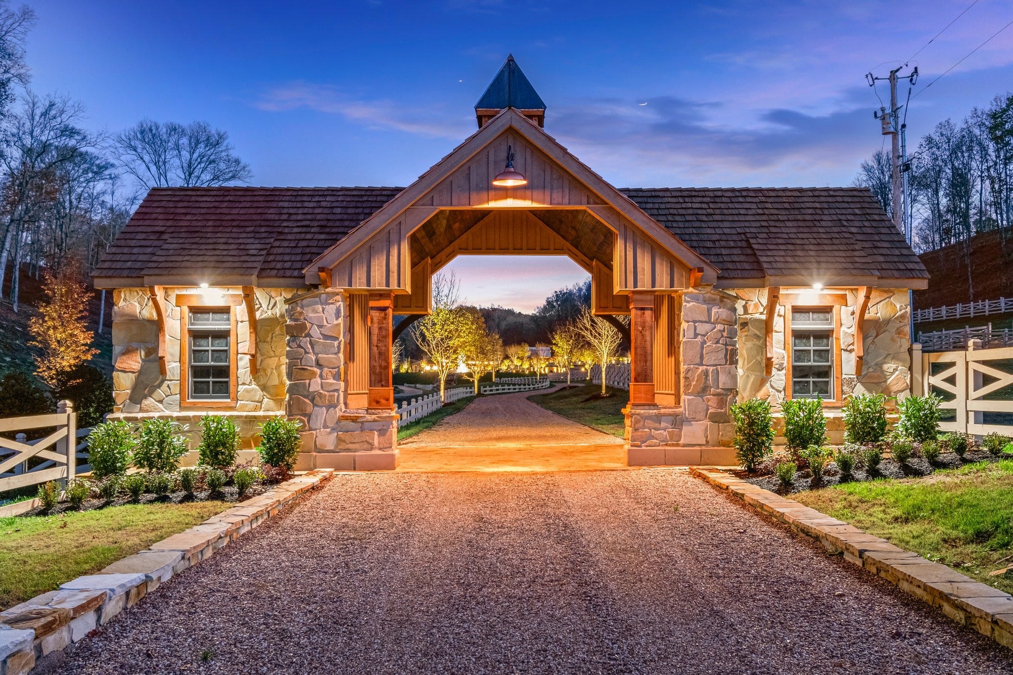 On the hunt for a luxury home in Tennessee? Here's how much you'll need ...