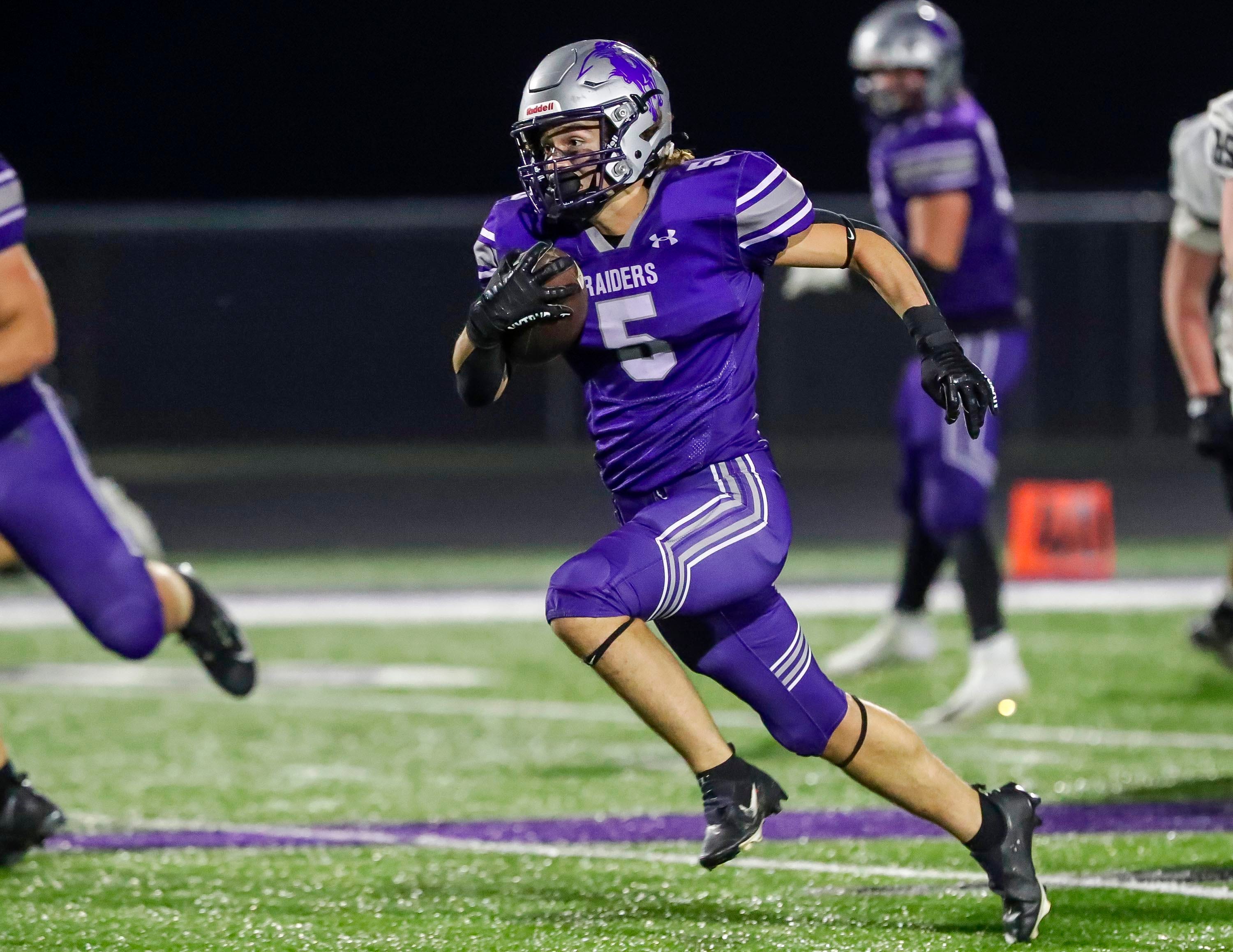 Lakeshore Elite football: POY Bryce Gullixon cemented legacy as best RB ...