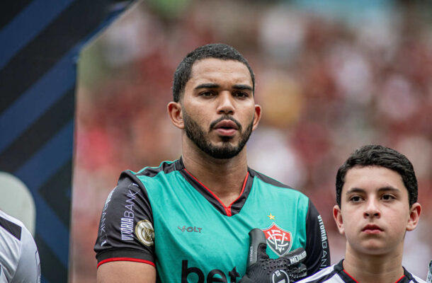 Fluminense faz proposta pelo goleiro Lucas Arcanjo, do Vitória Fluminense faz proposta pelo goleiro Lucas Arcanjo, do Vitória