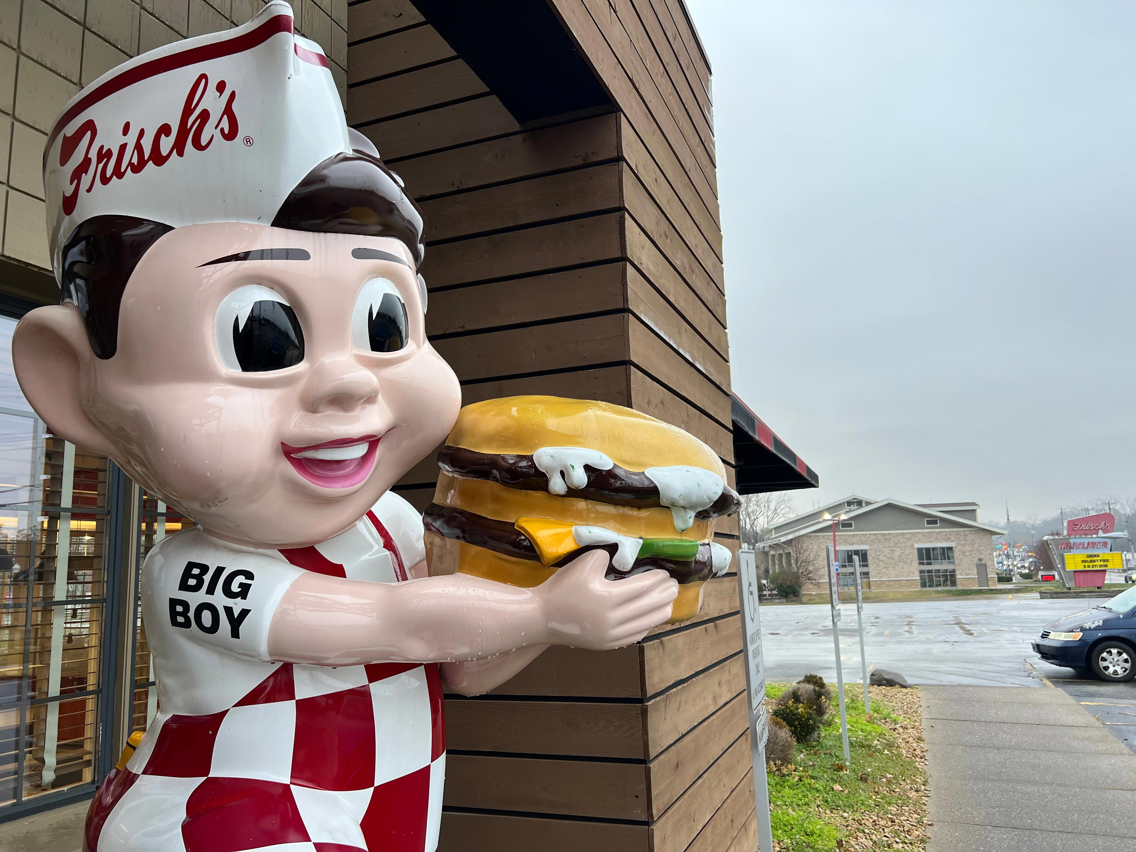 Frisch's Big Boy: Got pumpkin pie? (Dolly's apparently doesn't)